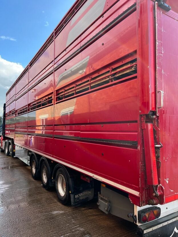 Trailers - P & D Commercials